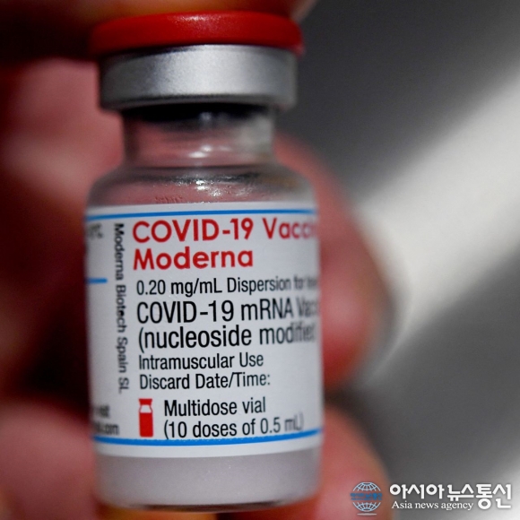 Moderna president says the company could have Omicron booster ready in ...